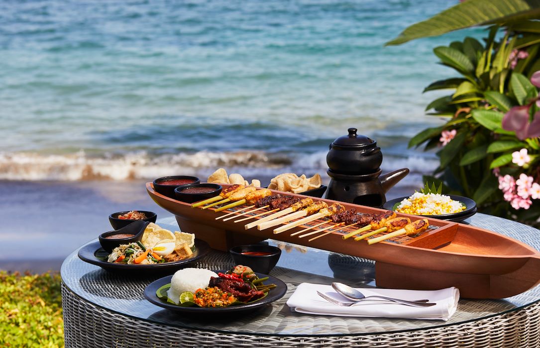 Beachfront Dining in Senggigi | Senja Restaurant