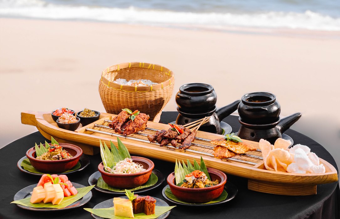 Beachfront Dining in Senggigi | Senja Restaurant